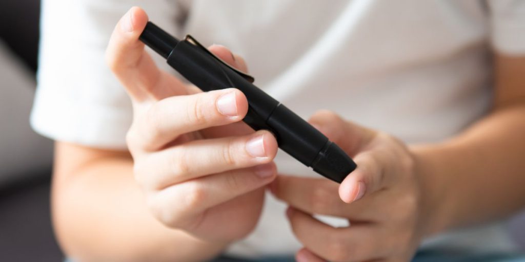 Reusing Insulin Pen Needles - Risks Involved & Lipohypertrophy